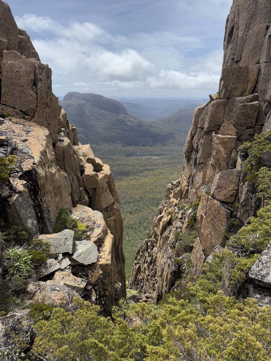 Du Cane Range Traverse (40km) - Cradle Mountain-Lake St Clair National ...