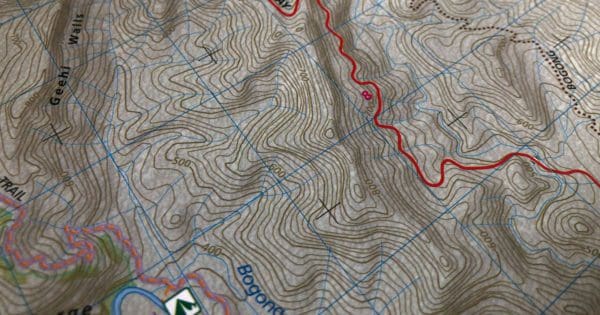 Understanding topographic features on Australian maps