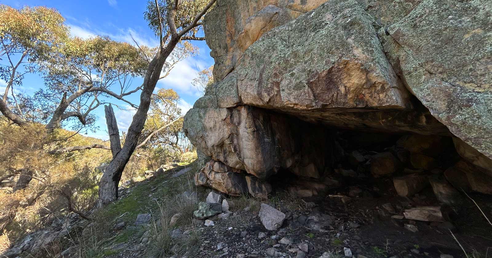 Devils Cave Circuit Walk (3km) - Heathcote-Graytown National Park, VIC