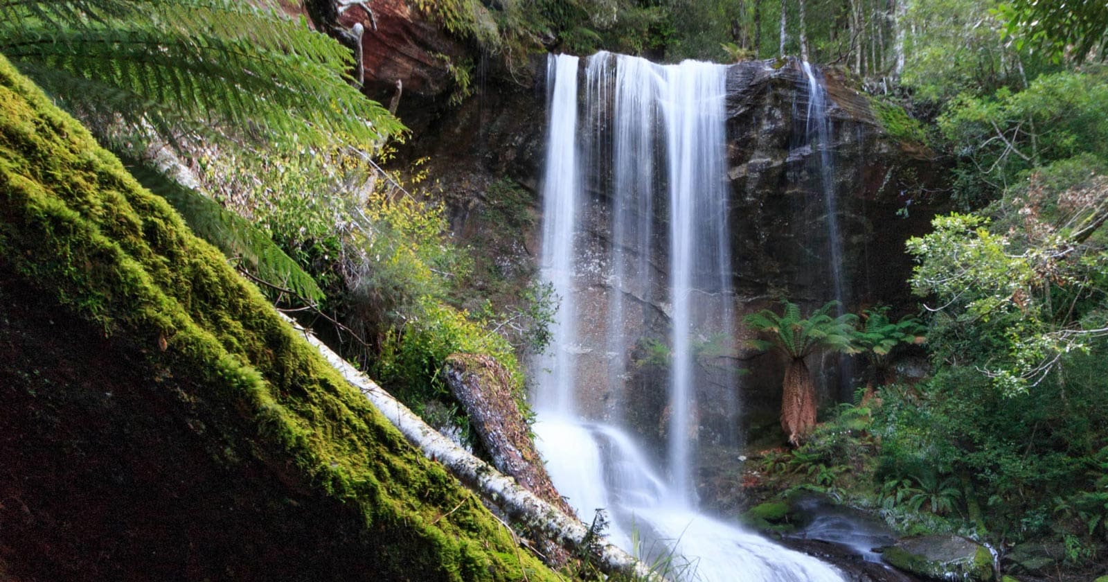Shower Cave & Cleft Rock Falls Hike (3.2km) - Meander Conservation Area ...